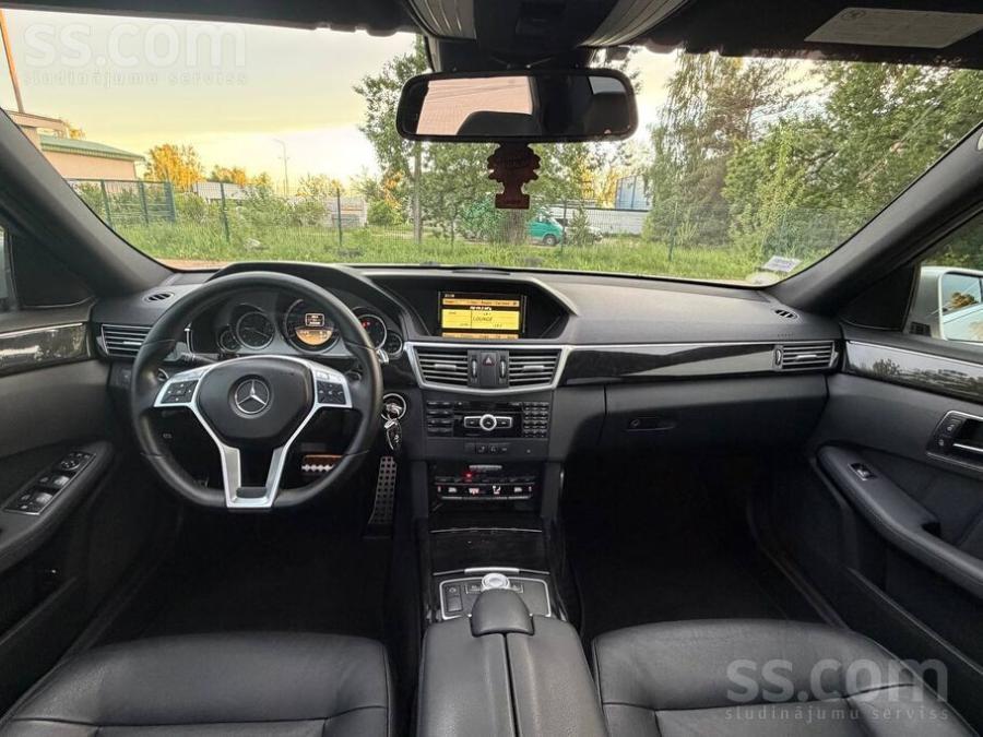 Mercedes-Benz E 350 2012 in Riga, with an engine capacity of 3.00 L and mileage of 0 thousand km for 9900 €, photo 30 on AUTOMOTO.COM.LV