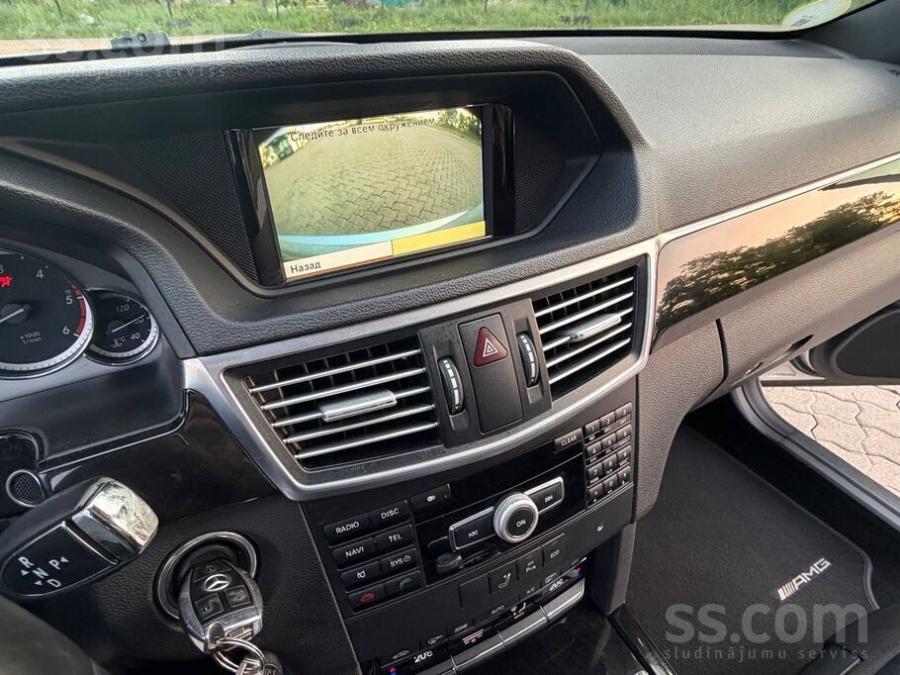 Mercedes-Benz E 350 2012 in Riga, with an engine capacity of 3.00 L and mileage of 0 thousand km for 9900 €, photo 32 on AUTOMOTO.COM.LV