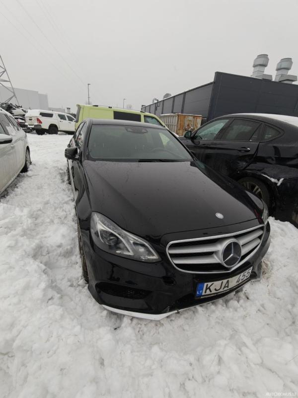 Mercedes-Benz E 350 2013 Kauņa, ar dzinēja tilpumu 0.00 L un nobraukumu 383 tūkst. km par 7500 €, foto 2 vietnē AUTOMOTO.COM.LV