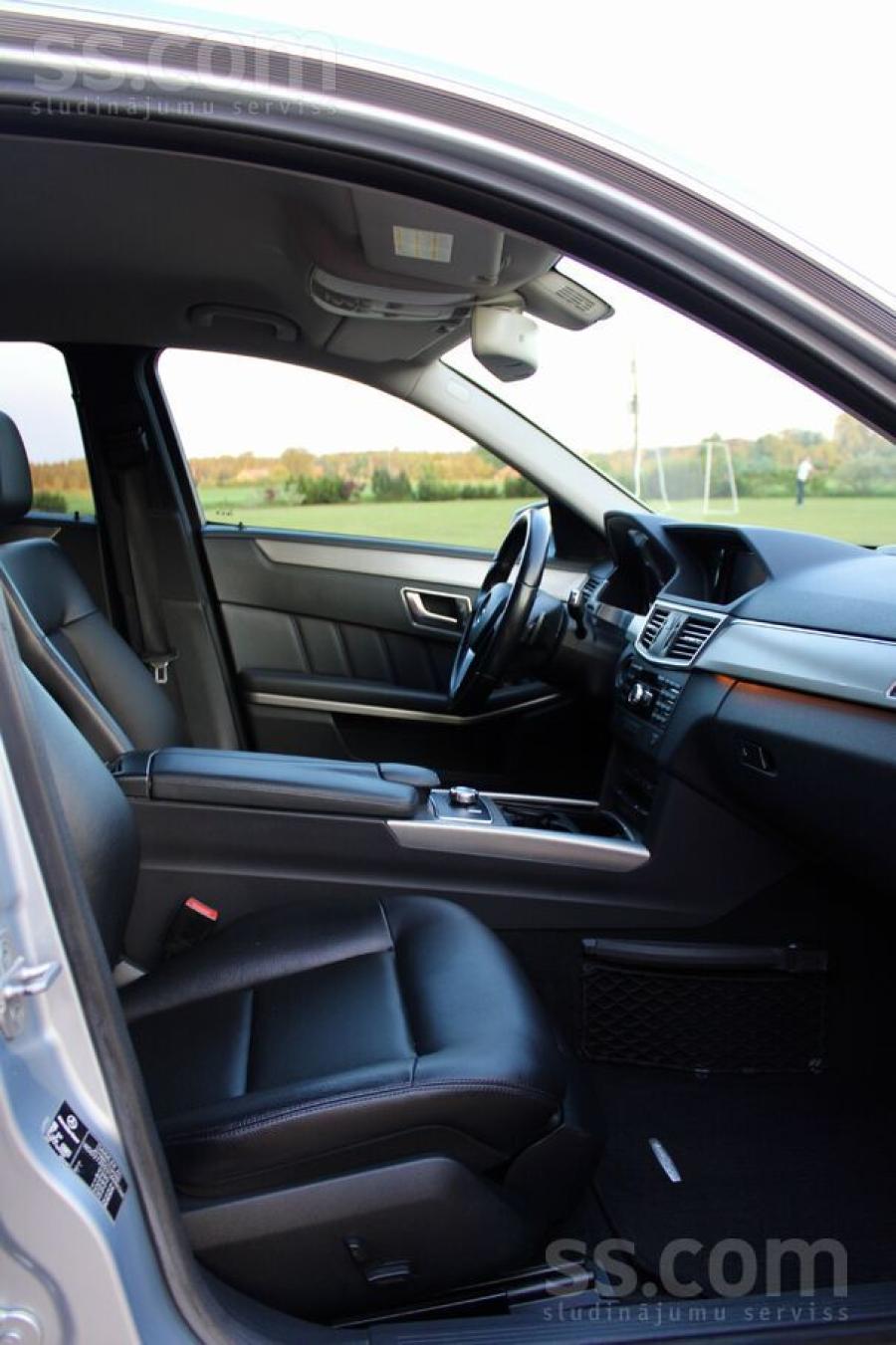 Mercedes-Benz E 350 2013 Tukums, ar dzinēja tilpumu 3.00 L un nobraukumu 308 tūkst. km par 8300 €, foto 8 vietnē AUTOMOTO.COM.LV