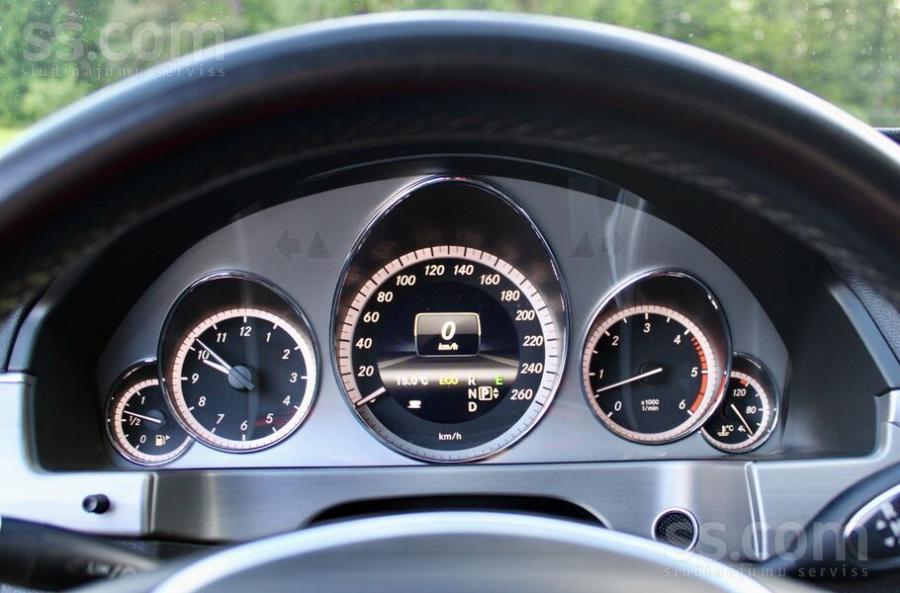 Mercedes-Benz E 350 2013 Tukums, ar dzinēja tilpumu 3.00 L un nobraukumu 308 tūkst. km par 8300 €, foto 14 vietnē AUTOMOTO.COM.LV