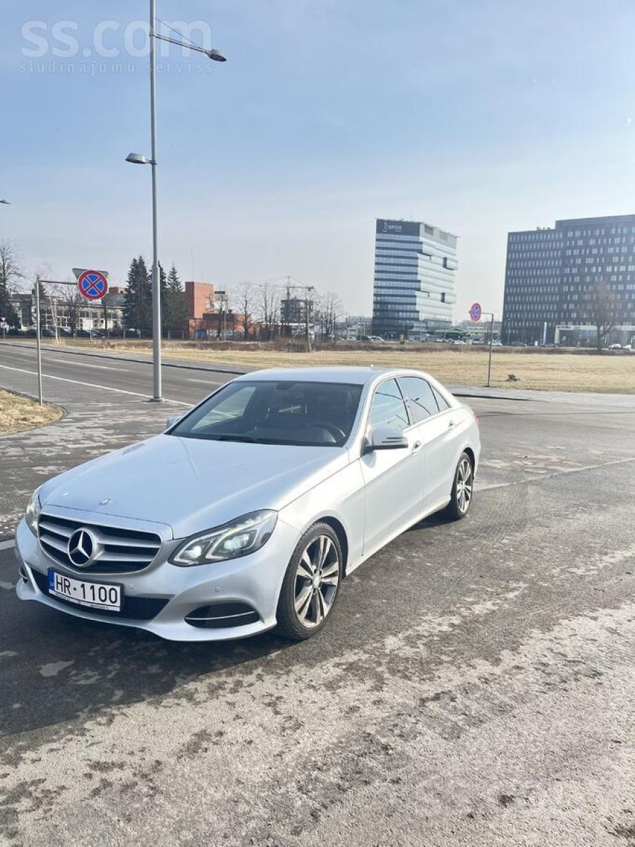 Mercedes-Benz E 350 2014 Rīga, ar dzinēja tilpumu 3.00 L un nobraukumu 257 tūkst. km par 11500 €, foto 3 vietnē AUTOMOTO.COM.LV