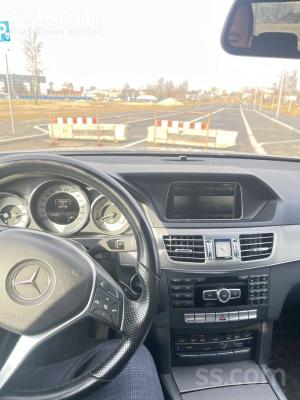 Mercedes-Benz E 350 2014 Rīga, ar dzinēja tilpumu 3.00 L un nobraukumu 257 tūkst. km par 11500 €, foto 6 vietnē AUTOMOTO.COM.LV