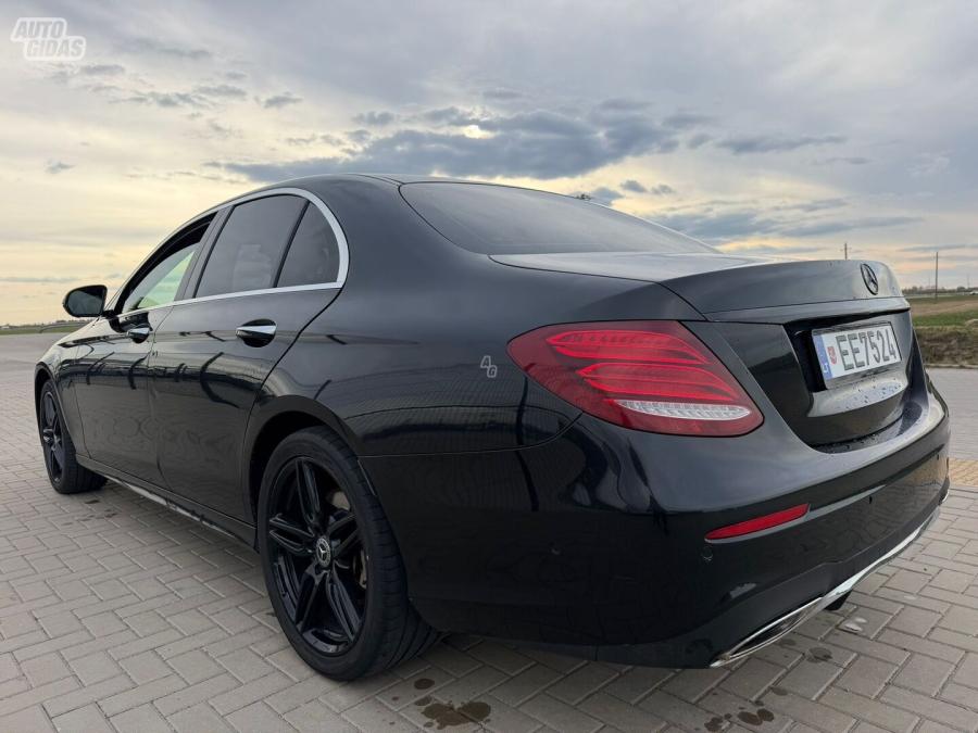 Mercedes-Benz E 350 2017 Viļņa, ar dzinēja tilpumu 2.00 L un nobraukumu 230 tūkst. km par 17300 €, foto 4 vietnē AUTOMOTO.COM.LV