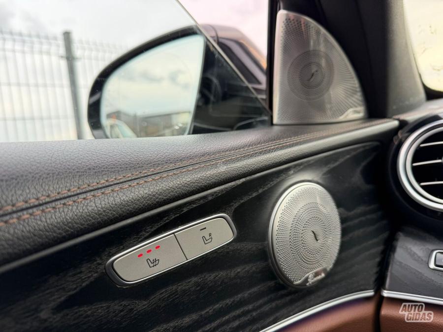 Mercedes-Benz E 350 2017 Viļņa, ar dzinēja tilpumu 2.00 L un nobraukumu 230 tūkst. km par 17300 €, foto 12 vietnē AUTOMOTO.COM.LV