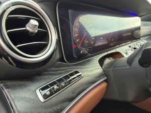 Mercedes-Benz E 350 2017 Viļņa, ar dzinēja tilpumu 2.00 L un nobraukumu 230 tūkst. km par 17300 €, foto 14 vietnē AUTOMOTO.COM.LV