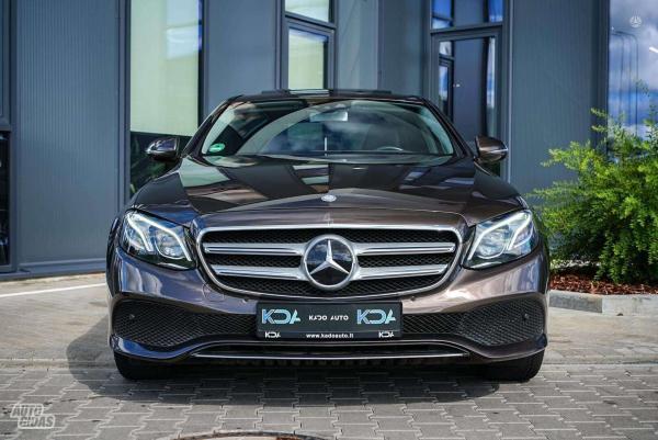 Mercedes-Benz E 350 2017 in Kaunas, with an engine capacity of 3.00 L and mileage of 255 thousand km for 19950 €, photo 4 on AUTOMOTO.COM.LV