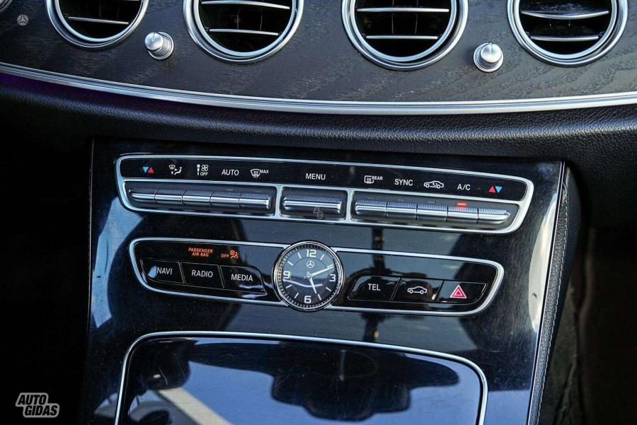 Mercedes-Benz E 350 2017 Kauņa, ar dzinēja tilpumu 3.00 L un nobraukumu 255 tūkst. km par 19950 €, foto 21 vietnē AUTOMOTO.COM.LV