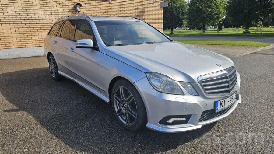 Mercedes-Benz E 350 2010 in Limbazi, with an engine capacity of 3.00 L and mileage of 321 thousand km for 6950 €, photo 4 on AUTOMOTO.COM.LV