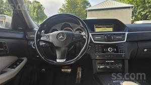 Mercedes-Benz E 350 2010 in Limbazi, with an engine capacity of 3.00 L and mileage of 321 thousand km for 6950 €, photo 15 on AUTOMOTO.COM.LV