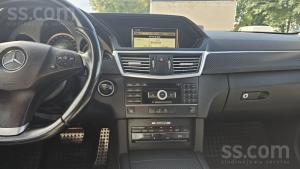 Mercedes-Benz E 350 2010 in Limbazi, with an engine capacity of 3.00 L and mileage of 321 thousand km for 6950 €, photo 19 on AUTOMOTO.COM.LV