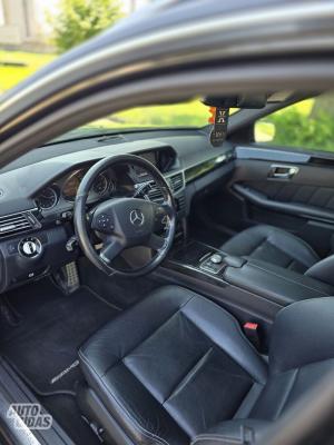 Mercedes-Benz E 350 2010 in Klaipeda, with an engine capacity of 3.00 L and mileage of 367 thousand km for 6400 €, photo 11 on AUTOMOTO.COM.LV