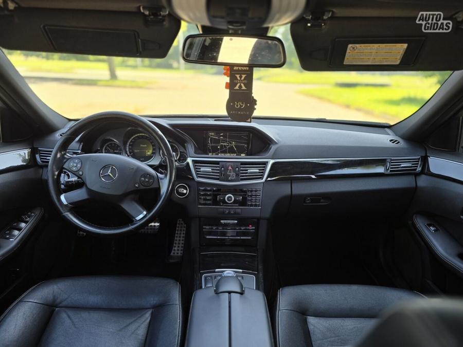 Mercedes-Benz E 350 2010 in Klaipeda, with an engine capacity of 3.00 L and mileage of 367 thousand km for 6400 €, photo 13 on AUTOMOTO.COM.LV
