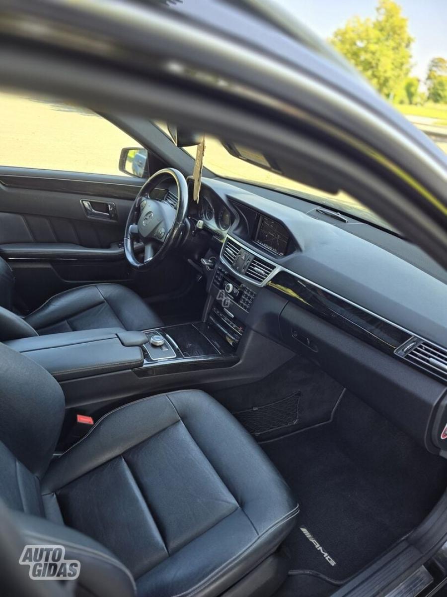 Mercedes-Benz E 350 2010 in Klaipeda, with an engine capacity of 3.00 L and mileage of 367 thousand km for 6400 €, photo 16 on AUTOMOTO.COM.LV