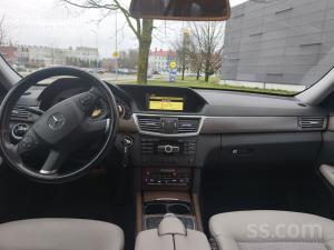 Mercedes-Benz E 350 2011 in Riga, with an engine capacity of 3.00 L and mileage of 325 thousand km for 7650 €, photo 6 on AUTOMOTO.COM.LV
