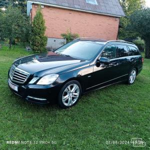 Mercedes-Benz E 350 2011 in Vilnius, with an engine capacity of 3.50 L and mileage of 450 thousand km for 5950 €, photo  on AUTOMOTO.COM.LV