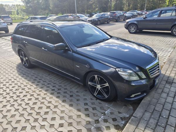 Mercedes-Benz E 350 2011 Druskininkai, ar dzinēja tilpumu 3.00 L un nobraukumu 349 tūkst. km par 6300 €, foto 1 vietnē AUTOMOTO.COM.LV