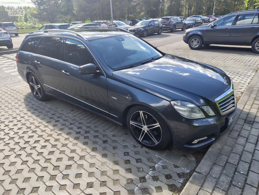 Mercedes-Benz E 350 2011 in Druskininkai, with an engine capacity of 3.00 L and mileage of 349 thousand km for 6300 €, photo 1 on AUTOMOTO.COM.LV