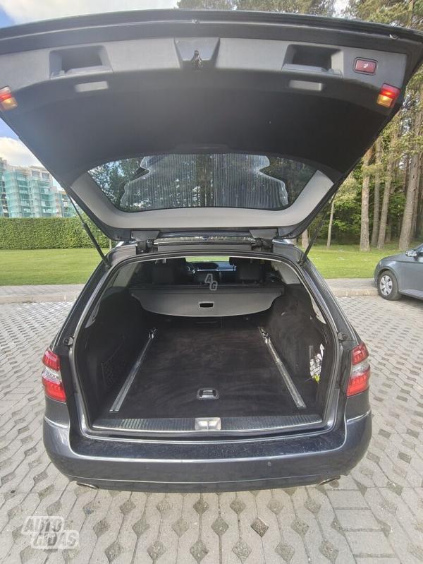 Mercedes-Benz E 350 2011 in Druskininkai, with an engine capacity of 3.00 L and mileage of 349 thousand km for 6300 €, photo 6 on AUTOMOTO.COM.LV