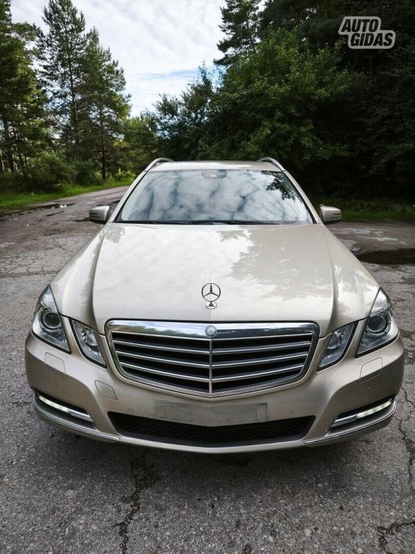 Mercedes-Benz E 350 2013 Palanga, ar dzinēja tilpumu 3.00 L un nobraukumu 306 tūkst. km par 9200 €, foto 1 vietnē AUTOMOTO.COM.LV