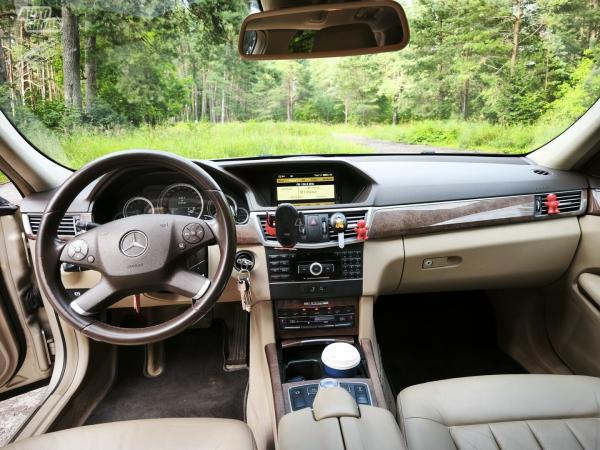 Mercedes-Benz E 350 2013 Palanga, ar dzinēja tilpumu 3.00 L un nobraukumu 306 tūkst. km par 9200 €, foto 7 vietnē AUTOMOTO.COM.LV