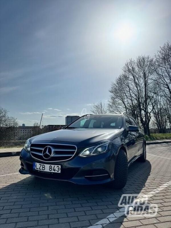Мерседес E 350 2013 в Шяуляй на AUTOMOTO.COM.LV Мерседес E 350 2013 в Шяуляй, объемом двигателя 3.00 л и пробегом 360 тыс. км за 9400 €, фото 1 на AUTOMOTO.COM.LV