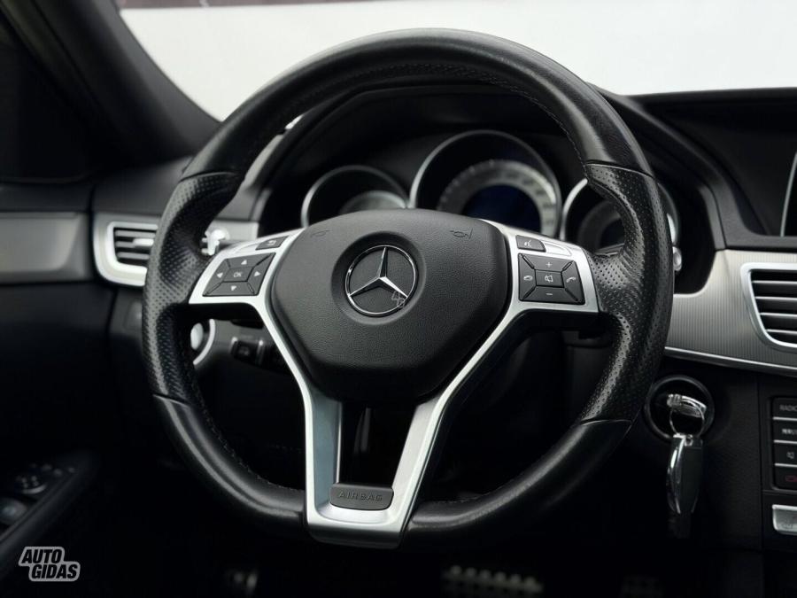 Mercedes-Benz E 350 2015 Avižieniai, ar dzinēja tilpumu 3.00 L un nobraukumu 225 tūkst. km par 17990 €, foto 18 vietnē AUTOMOTO.COM.LV