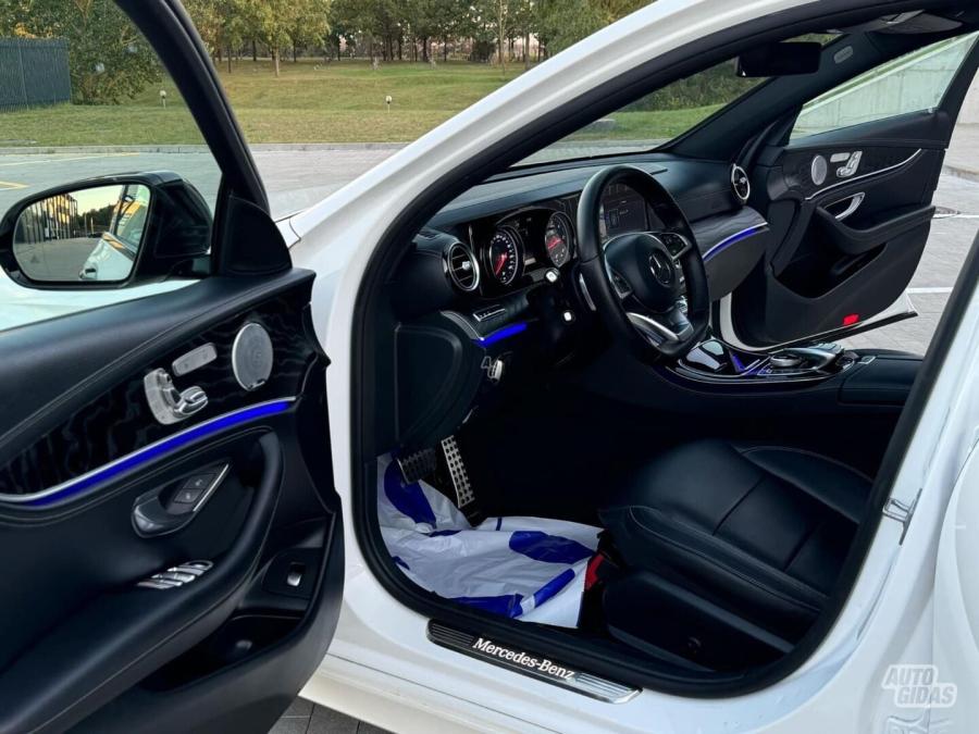 Mercedes-Benz E 350 2018 Jonava, ar dzinēja tilpumu 3.50 L un nobraukumu 320 tūkst. km par 17200 €, foto 28 vietnē AUTOMOTO.COM.LV