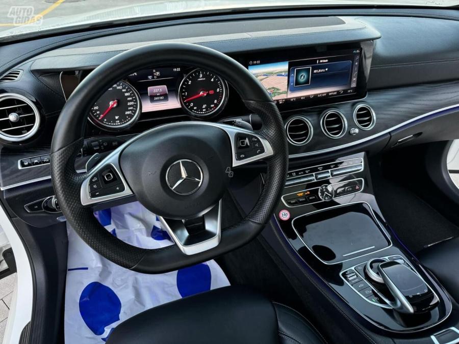 Mercedes-Benz E 350 2018 Jonava, ar dzinēja tilpumu 3.50 L un nobraukumu 320 tūkst. km par 17200 €, foto 29 vietnē AUTOMOTO.COM.LV
