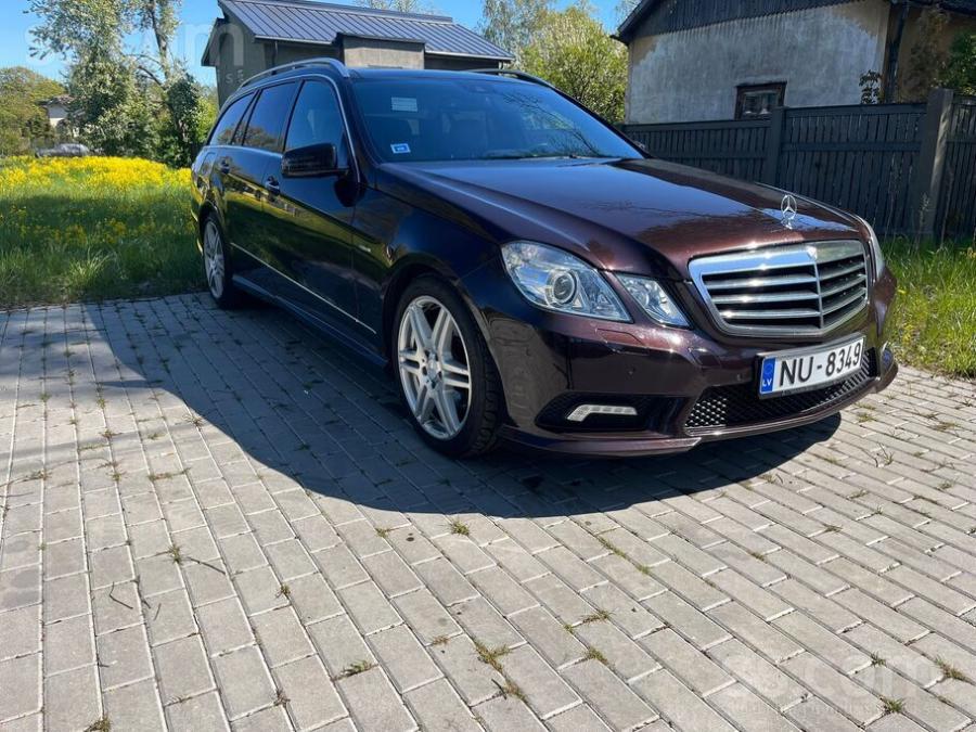 Violet Mercedes-Benz E 350 2010 in Riga, with an engine capacity of 3.00 L and mileage of 310 thousand km for 9750 €, photo 6 on AUTOMOTO.COM.LV