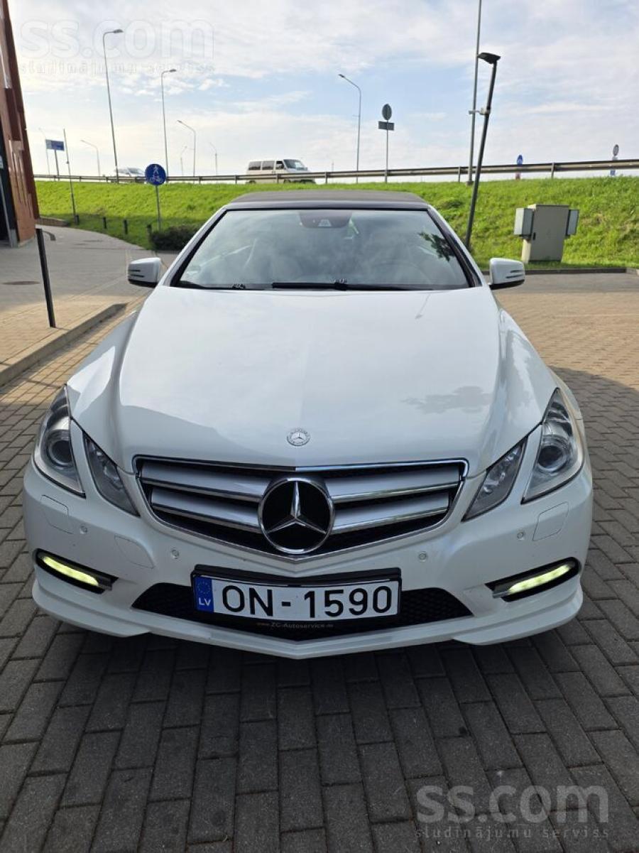 White Mercedes-Benz E 350 2012 in Daugavpils, with an engine capacity of 3.00 L and mileage of 240 thousand km for 18800 €, photo 1 on AUTOMOTO.COM.LV