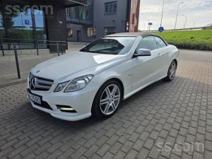 White Mercedes-Benz E 350 2012 in Daugavpils, with an engine capacity of 3.00 L and mileage of 240 thousand km for 18800 €, photo 4 on AUTOMOTO.COM.LV