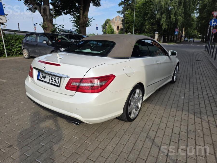 White Mercedes-Benz E 350 2012 in Daugavpils, with an engine capacity of 3.00 L and mileage of 240 thousand km for 18800 €, photo 6 on AUTOMOTO.COM.LV