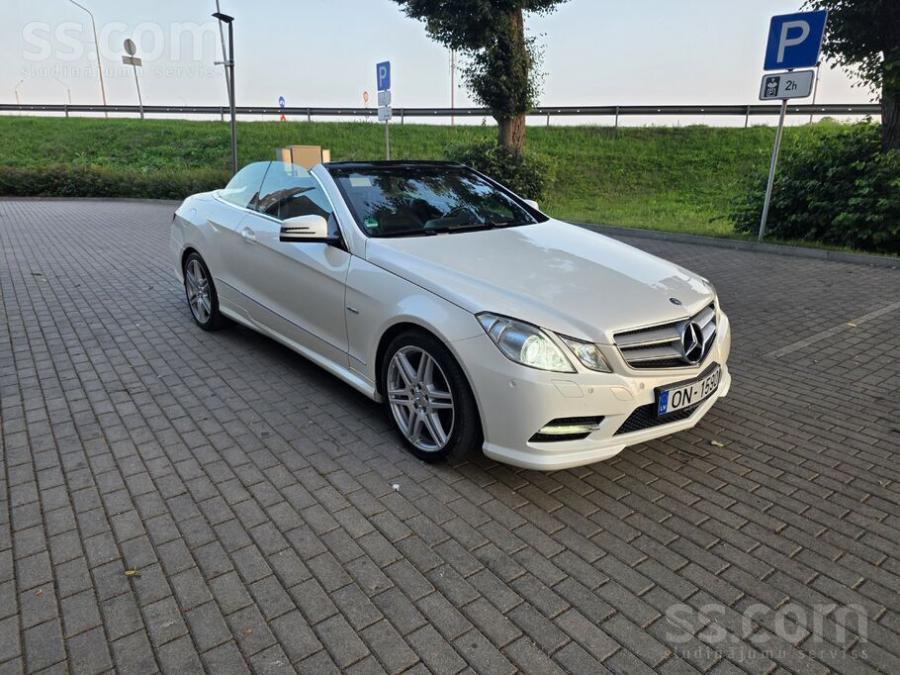 White Mercedes-Benz E 350 2012 in Daugavpils, with an engine capacity of 3.00 L and mileage of 240 thousand km for 18800 €, photo 28 on AUTOMOTO.COM.LV