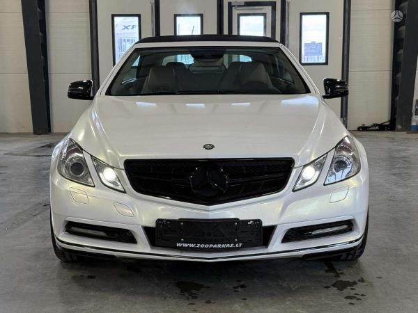 White Mercedes-Benz E 350 2013 in Marijampole, with an engine capacity of 3.50 L and mileage of 152 thousand km for 11300 €, photo 3 on AUTOMOTO.COM.LV