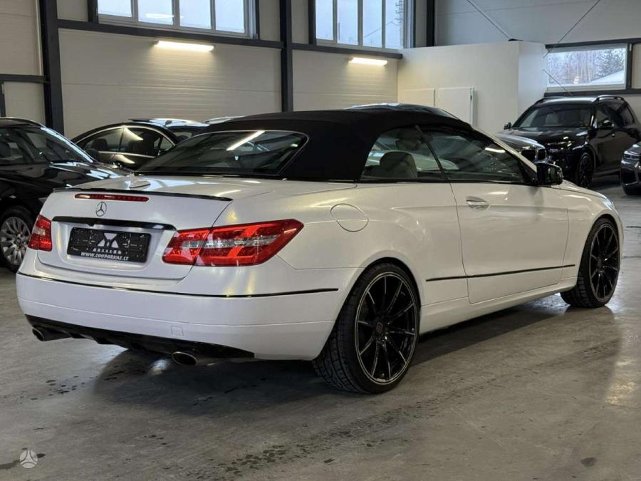 Balts Mercedes-Benz E 350 2013 Marijampole, ar dzinēja tilpumu 3.50 L un nobraukumu 152 tūkst. km par 11300 €, foto 7 vietnē AUTOMOTO.COM.LV