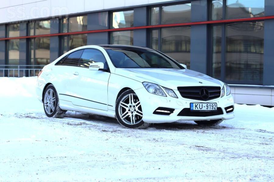 White Mercedes-Benz E 350 2009 in Riga, with an engine capacity of 3.00 L and mileage of 286 thousand km for 8880 €, photo 1 on AUTOMOTO.COM.LV
