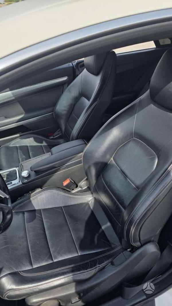 Mercedes-Benz E 350 2009 Kauņa vietnē Balts Mercedes-Benz E 350 2009 Kauņa, ar dzinēja tilpumu 0.00 L un nobraukumu 271 tūkst. km par 6000 €, foto 11 vietnē AUTOMOTO.COM.LV