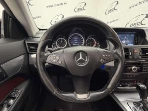 Balts Mercedes-Benz E 350 2009 Viļņa, ar dzinēja tilpumu 2.99 L un nobraukumu 302 tūkst. km par 7300 €, foto 28 vietnē AUTOMOTO.COM.LV