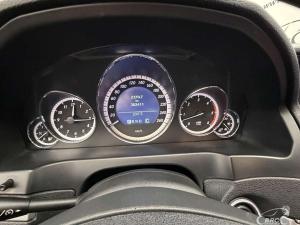 Balts Mercedes-Benz E 350 2009 Viļņa, ar dzinēja tilpumu 2.99 L un nobraukumu 302 tūkst. km par 7300 €, foto 31 vietnē AUTOMOTO.COM.LV