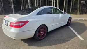 Balts Mercedes-Benz E 350 2010 Klaipėda, ar dzinēja tilpumu 3.50 L un nobraukumu 260 tūkst. km par 6900 €, foto 9 vietnē AUTOMOTO.COM.LV