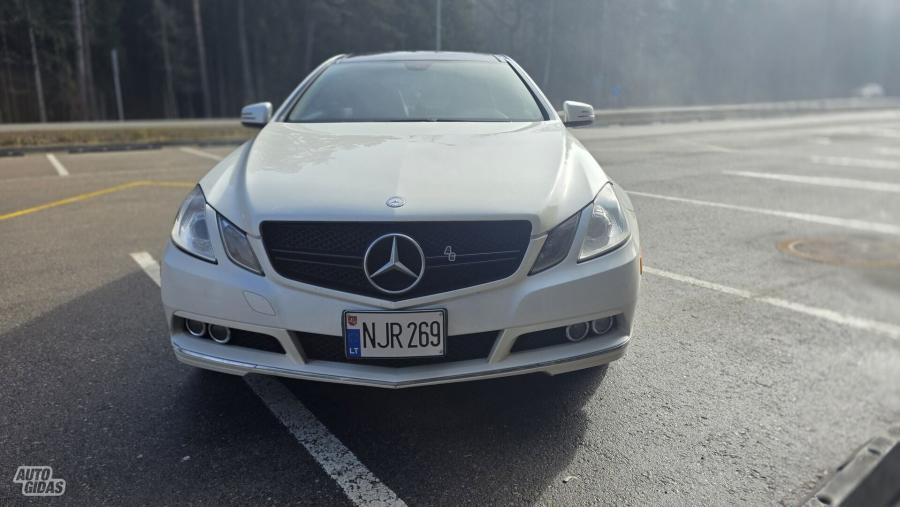 Balts Mercedes-Benz E 350 2010 Klaipėda, ar dzinēja tilpumu 3.50 L un nobraukumu 260 tūkst. km par 6900 €, foto 13 vietnē AUTOMOTO.COM.LV