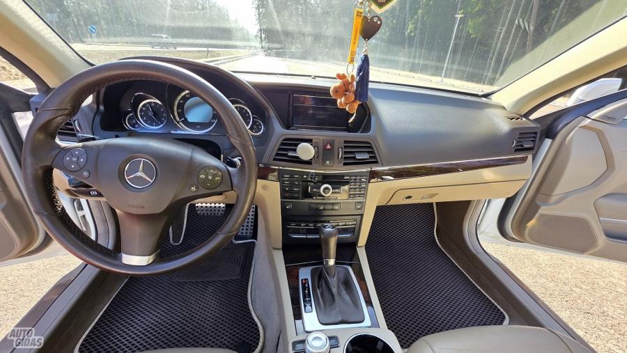 Balts Mercedes-Benz E 350 2010 Klaipėda, ar dzinēja tilpumu 3.50 L un nobraukumu 260 tūkst. km par 6900 €, foto 21 vietnē AUTOMOTO.COM.LV
