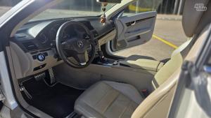 Balts Mercedes-Benz E 350 2010 Klaipėda, ar dzinēja tilpumu 3.50 L un nobraukumu 260 tūkst. km par 6900 €, foto 23 vietnē AUTOMOTO.COM.LV