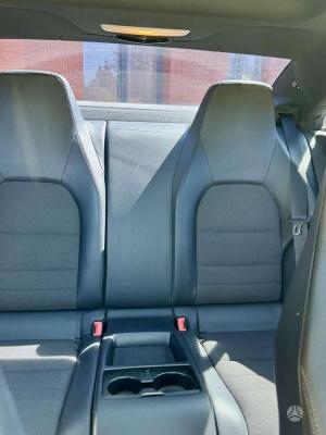 White Mercedes-Benz E 350 2010 in Marijampole, with an engine capacity of 2.99 L and mileage of 287 thousand km for 8500 €, photo 30 on AUTOMOTO.COM.LV