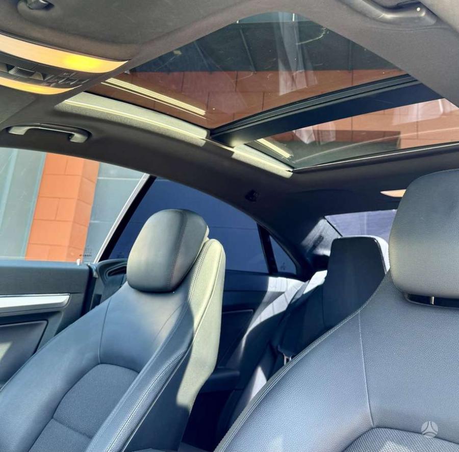 White Mercedes-Benz E 350 2010 in Marijampole, with an engine capacity of 2.99 L and mileage of 287 thousand km for 8500 €, photo 31 on AUTOMOTO.COM.LV