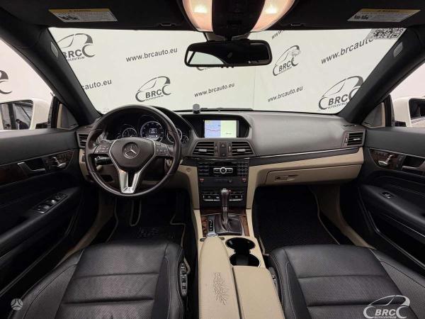 Balts Mercedes-Benz E 350 2012 Viļņa, ar dzinēja tilpumu 3.50 L un nobraukumu 257 tūkst. km par 6900 €, foto 4 vietnē AUTOMOTO.COM.LV
