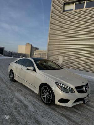 Balts Mercedes-Benz E 350 2014 Kauņa, ar dzinēja tilpumu 3.50 L un nobraukumu 154 tūkst. km par 14700 €, foto  vietnē AUTOMOTO.COM.LV