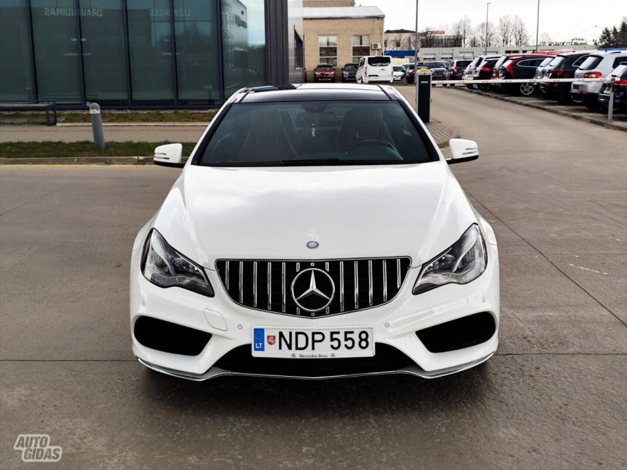 Balts Mercedes-Benz E 350 2014 Šauļi, ar dzinēja tilpumu 3.50 L un nobraukumu 127 tūkst. km par 12800 €, foto 4 vietnē AUTOMOTO.COM.LV
