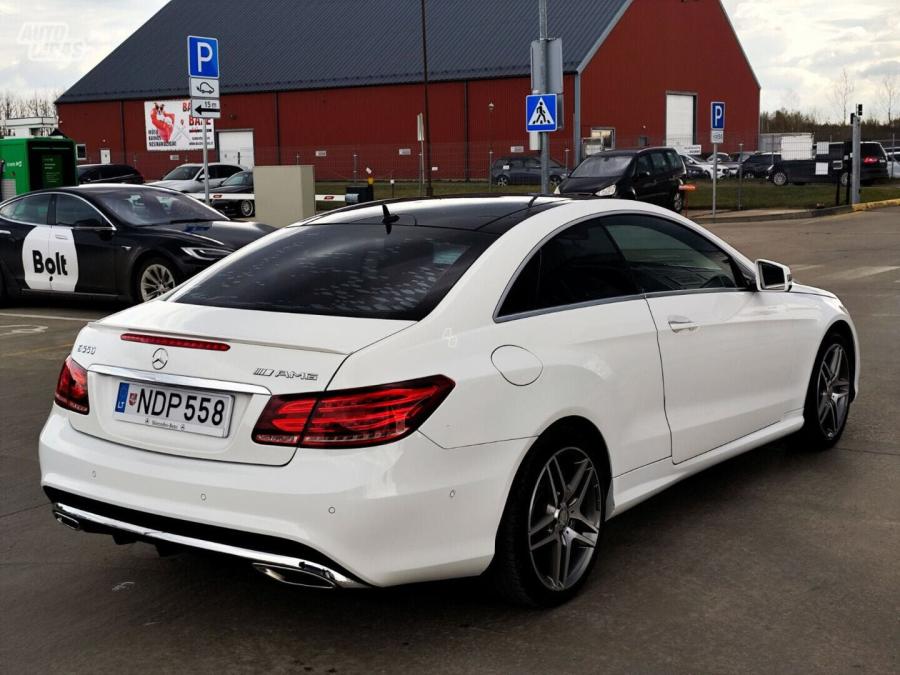 Balts Mercedes-Benz E 350 2014 Šauļi, ar dzinēja tilpumu 3.50 L un nobraukumu 127 tūkst. km par 12800 €, foto 5 vietnē AUTOMOTO.COM.LV